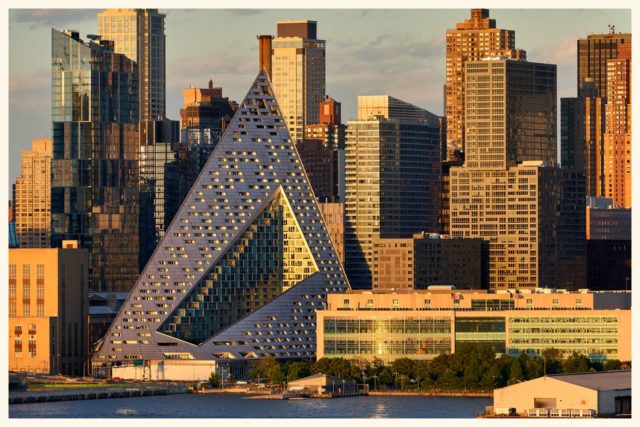 13 Groundbreaking Futuristic Buildings | BigRentz