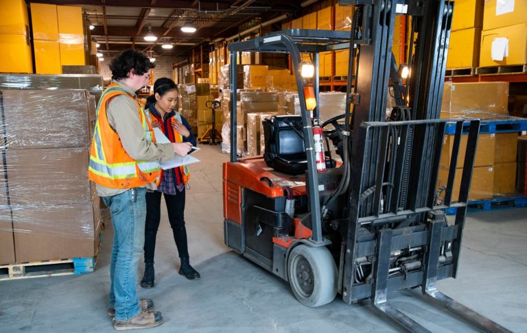 The 15 Forklift Safety Tips To Avoid Injuries | BigRentz